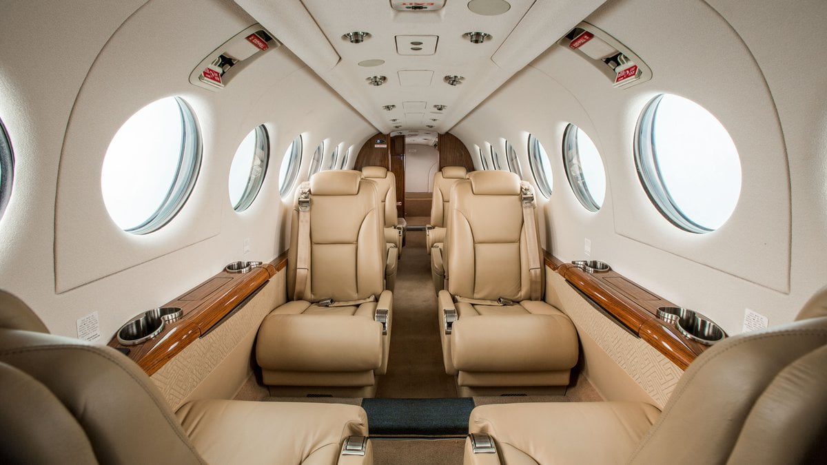 Beechcraft King Air 350i Turboprop – HopOn Jet
